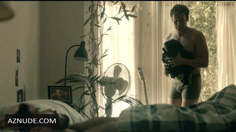 Looking Nude Scenes Aznude Men