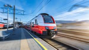 Bahn 37 Jähriger Fällt Aus S Bahn Und Wird Von Zug Erfasst News De