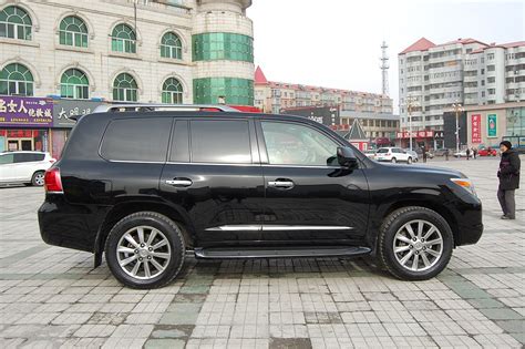 2011款美版雷克萨斯lx570