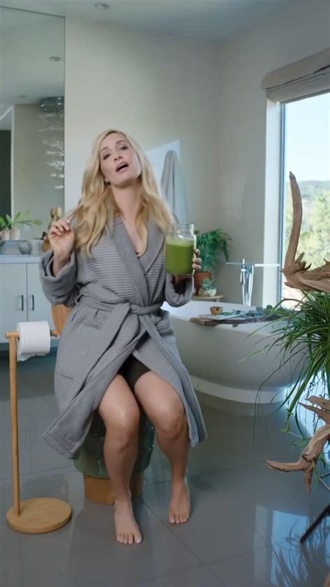 Beth Behrs Most Recent Sexiest Celebrity Legs And Feet Facebook