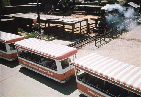How The Universal Studios Tram Tour Defined The Modern Theme Park In