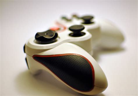 Enarxis Dynamic Media Introducing The All New Spartan Gear Ps3 Bluetooth Controller