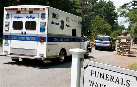 Body Of Confessed Boston Strangler Albert Desalvo Exhumed By Authorities