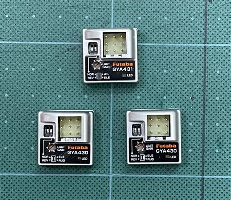 【やや傷や汚れあり】フタバ Futaba レートジャイロgya430 2個＋gya431 1個＋sbus延長コード 中古完動品これで1セット