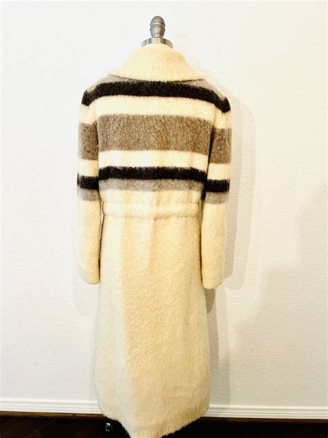 RARE 1970s Vintage HILDA Ltd Wool Coat Made In Icelan Gem