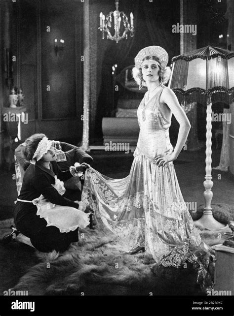 1920s Inspired Evening Dresses