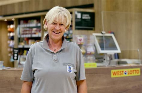 Das Team Von Edeka Center Brinke In Höxter