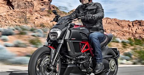 G Mais vendida da Ducati no Brasil Diavel é renovada na Europa notícias em Motos