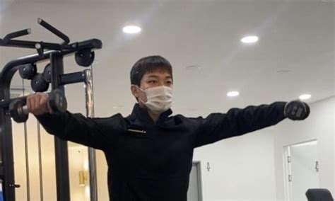 헬스장 남자 여자 가슴 운동 루틴 방법 3가지 인클라인 프레스 덤벨 체스트 프레스 펙덱플라이 네이버 블로그