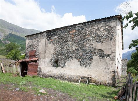 Iverieli თამაზ გუჯეჯიანის მაჩუბ დარბაზი სოფელ ჭოლაში