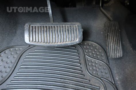 차량 풋브레이크 Yanggiri