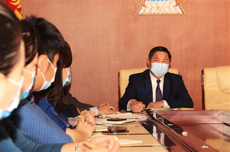 А ИШДОРЖ Өвөрхангай аймгийн Засаг даргын Тамгын газар