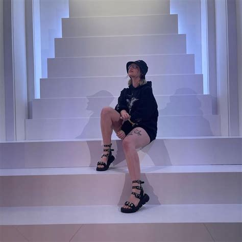 Niki Nihachu Silly Girls Streamers Fashion