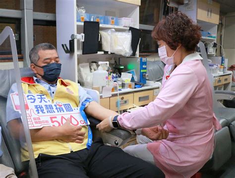 【鮮週報】中華郵政高雄郵局邀捐熱血郵愛心 8小時募得71袋17750cc