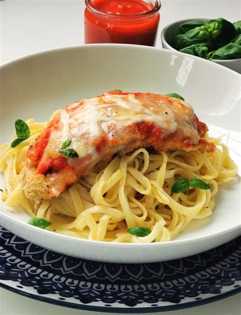 Escalope De Porc Parmigiana Roxanne Cuisine Recettes De Katherine Roxanne Veilleux