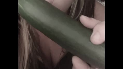 She Cant Decide Between Having A Snack And Feeding Her Pussy A Snack