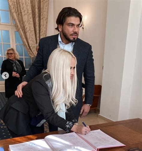 Anunt Anda Adam Dupa Ce S A Casatorit Civil Avantaje Ro De De Ani Pretuieste Femei Ca Tine