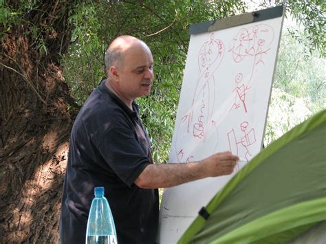 Dr Florin Munteanu Viitorul Aparţine Turismului ştiinţific Voyager