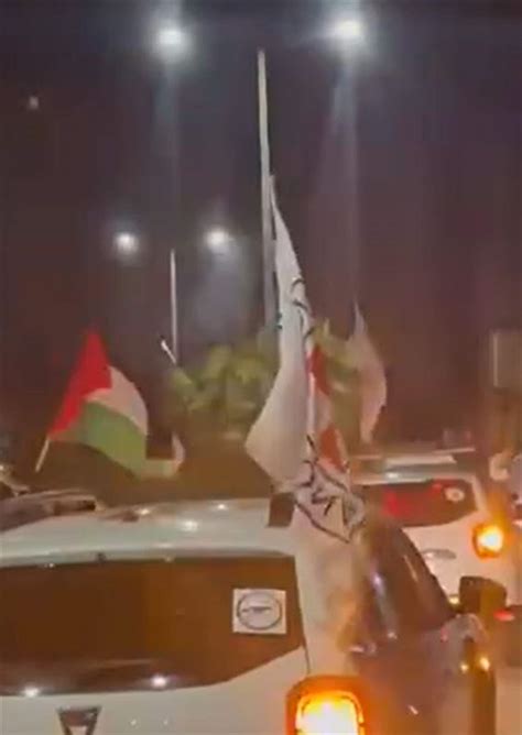 بالفيديو الصليب الأحمر يصل إلى سجن عوفر إستعداداً للإفراج عن أسرى