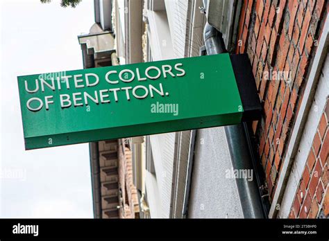 United colours of benetton hi-res stock photography and images - Alamy