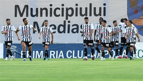 Haos la U Cluj Erik Lincar nu vrea să plece până nu își primește restanțele Primarul Emil Boc