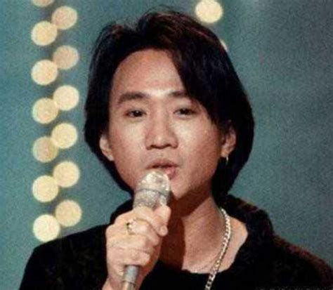 每當想起黃家駒，心中不免唏噓 每日頭條