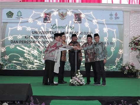 Menteri Agama Yaqut Cholil Qoumas Resmikan UIN K H Abdurrahman Wahid Pekalongan