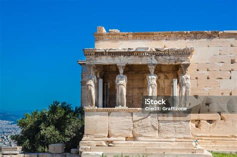 에레크테움의 카리야티드 아크로폴리스 아테네 그리스 0명에 대한 스톡 사진 및 기타 이미지 0명 Unesco 조직된 단체