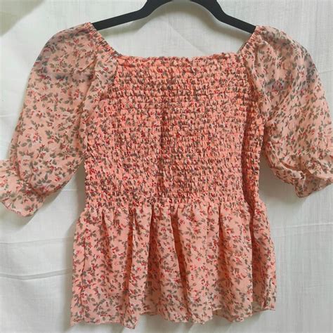 Tops And Tunics Crop Top 😍 Freeup