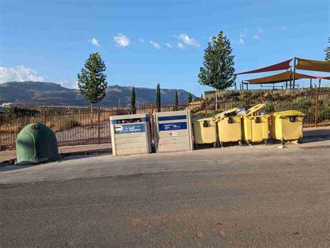 Basura Y Engaños La Historia Detrás Del Reciclaje En España