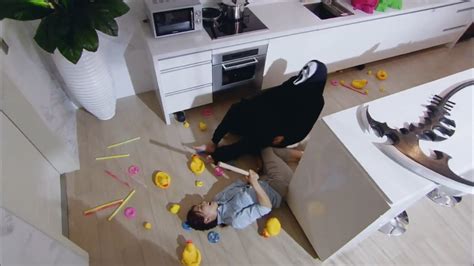 富豪扮鬼吓美女保姆，怎料保姆一棒打晕富豪💖 Chinese Television Dramas中国电视剧 精选 Youtube