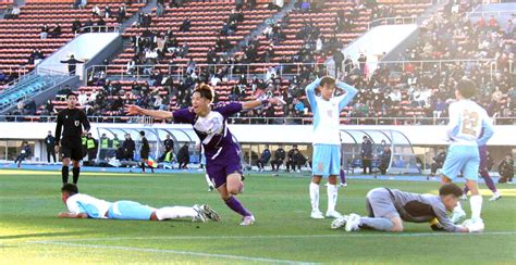 【高校サッカー】堀越が今治東に快勝 チーム初のベスト4へ順調発進 スポーツ報知