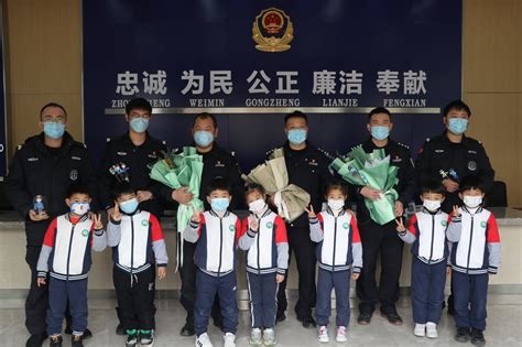 石桥头镇中心幼儿园：在蔗”里收获甜蜜