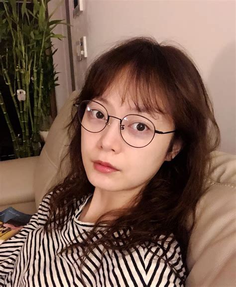 Jeon So Min Is Getting Massive Hate For Pretending To Be A Blackpink