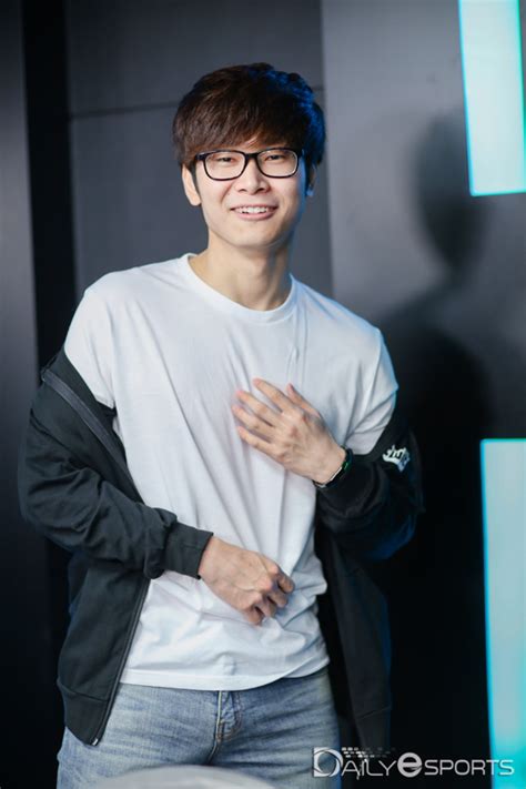 포토 팀매치 출전 주성욱 오늘은 새 옷