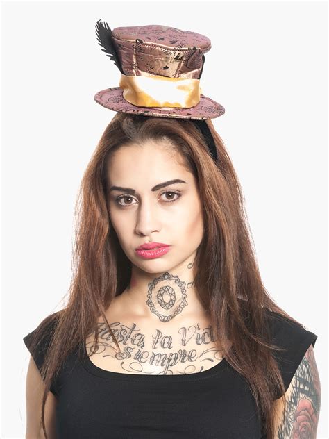 Alice In Wonderlands Mad Hatter Hat Nerdom