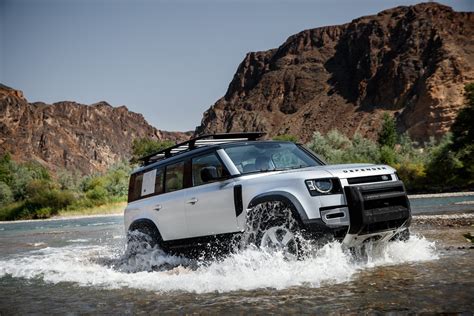 Land Rover Defender Convertible Looks Amazing Too Bad Its A