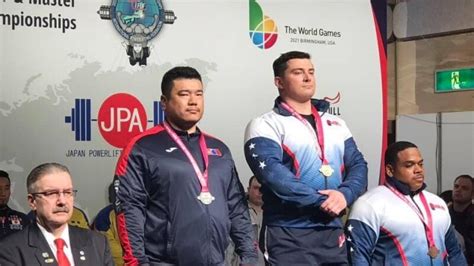 Манай тамирчид пауэрлифтингийн дэлхийн аваргаас таван медаль хүртлээ