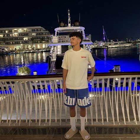 Mohamed Ehab Mohameddehab07 Snapchat Stories Spotlight And Lenses