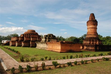 Candi Candi Di Luar Jawa Donisaurus