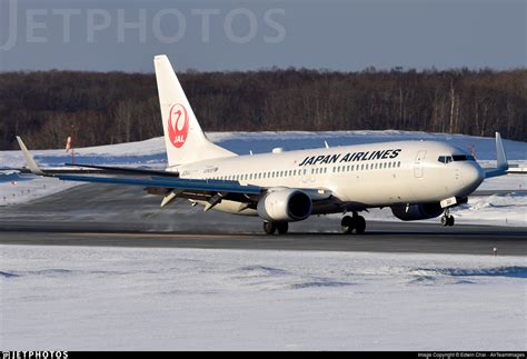 JA341J | Boeing 737-846 | Japan Airlines (JAL) | Edwin Chai | JetPhotos