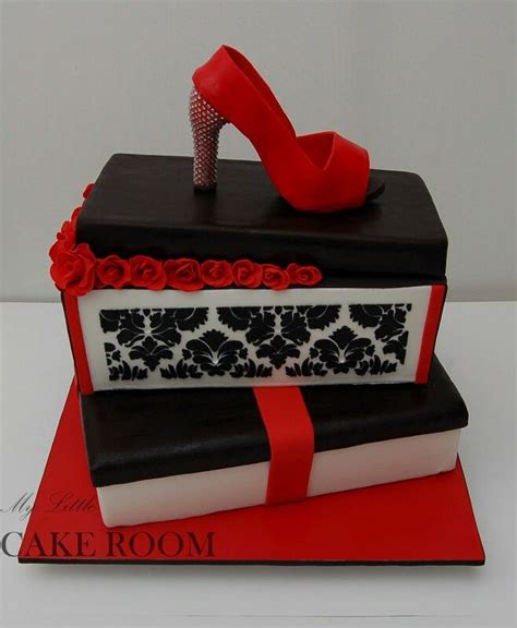 Pin On Celebrationseat The Cake Camo Wedding Cakes Dragon