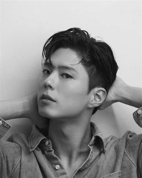 Park Bo Gum Brilla En Nuevas Fotos De Perfil Luego De Firmar Con