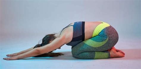 10 Plus Size Yoga Poses For Full Bodied Beginners