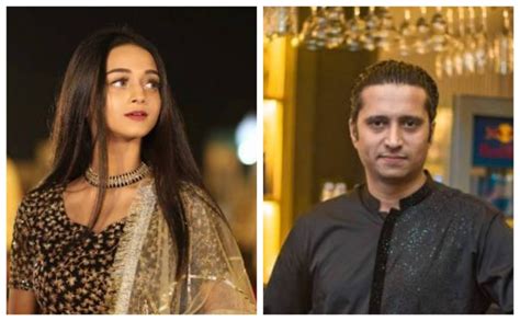 Indian Actor Proposes To Pakistani Viral Dance Girl Ayesha Video