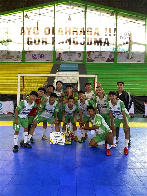 Juara Lomba Futsal Antar SMA Dan SMK Kota Pontianak SMKN Pontianak