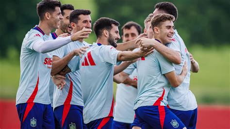 ملخص مباراة اسبانيا و جورجيا اليوم 4 1 اهداف اسبانيا وجورجيا تألق