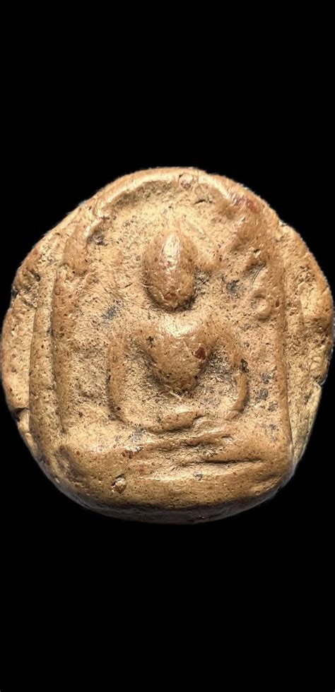 พระกำแพงซุ้มกอ พิมพ์ขนมเปี๊ยะ กำแพงเพชร Ennxo