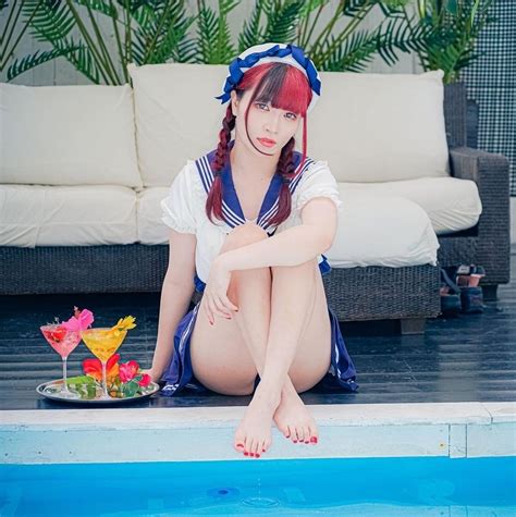 Maki Itos Feet