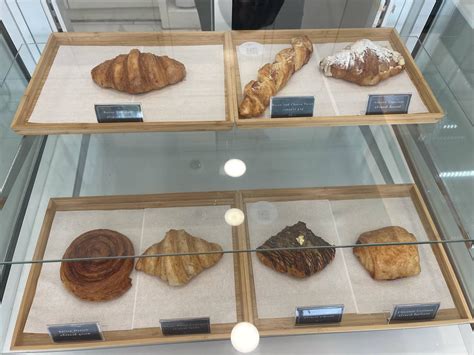 Croissant ราน Lafayette